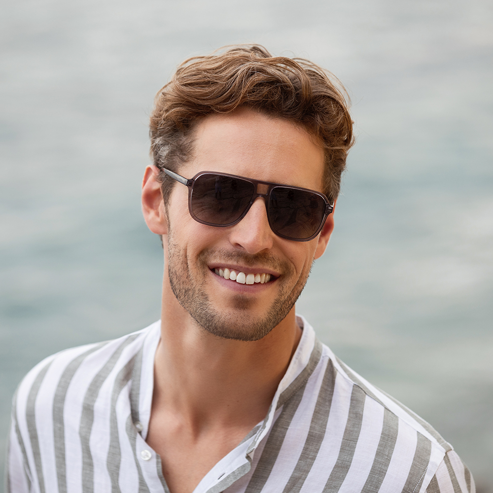 La marque Val&Co - Lunettes CCO - Créateur de montures optiques et solaires